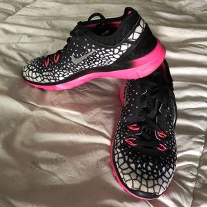 Nike Shoes for Women | Poshmark
